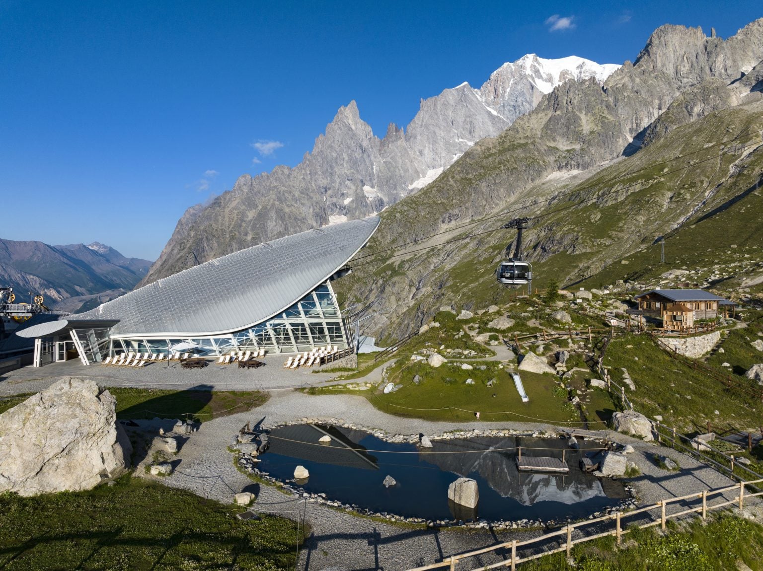 Courmayeur Mont Blanc Funivie